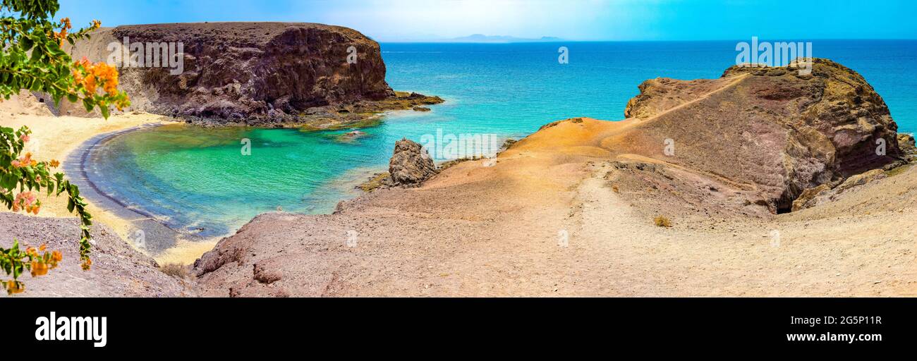 Spanish View scenic landscape in Papagayo, Playa Blanca Lanzarote ...