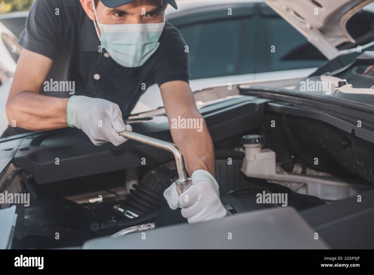 Technic occupation hi-res stock photography and images - Alamy