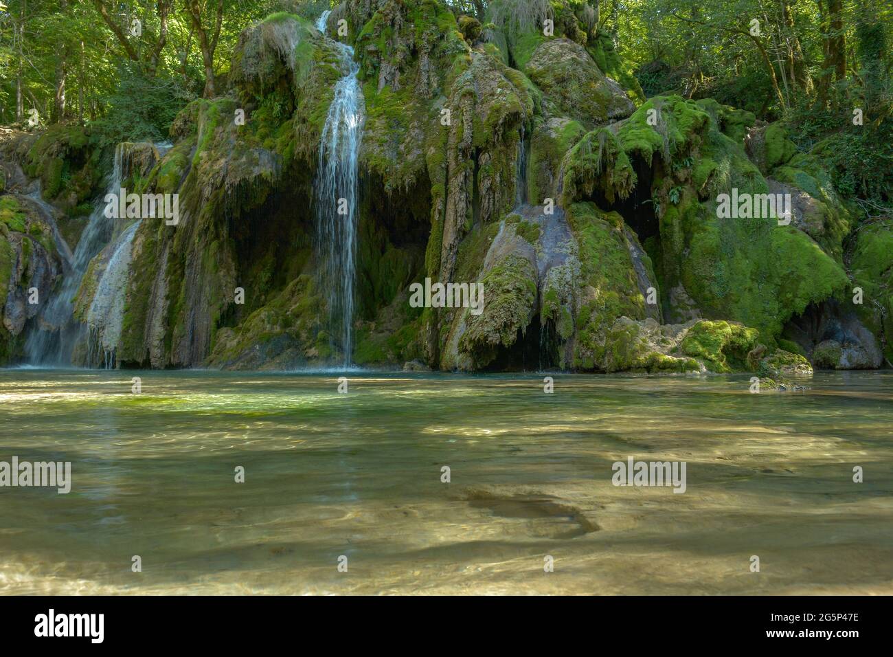 Tufa waterfall hi-res stock photography and images - Alamy
