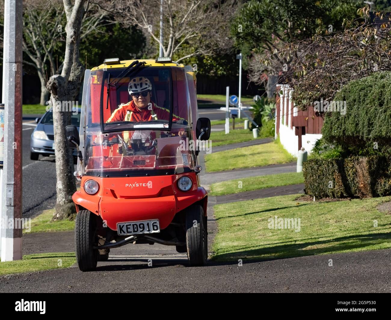 Nz post delivery hi-res stock photography and images - Alamy