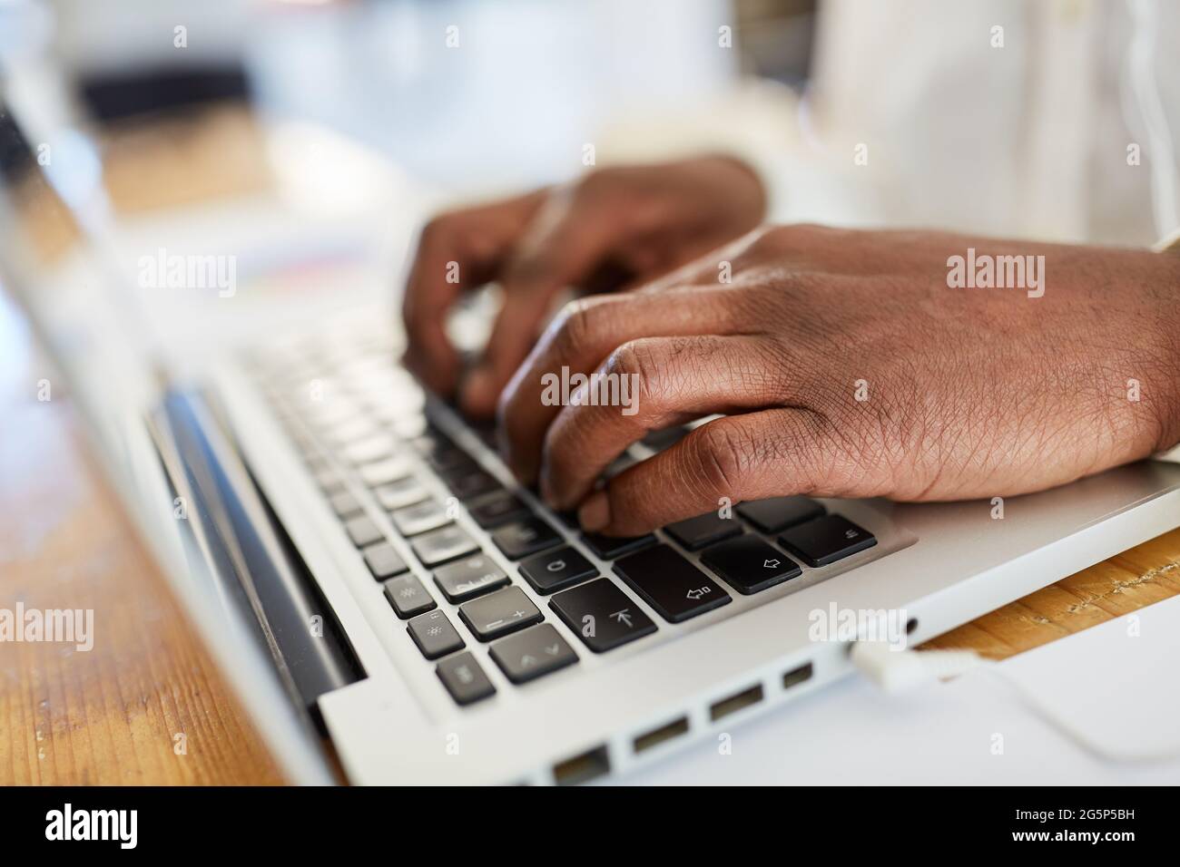 Ten finger typing hi-res stock photography and images - Alamy