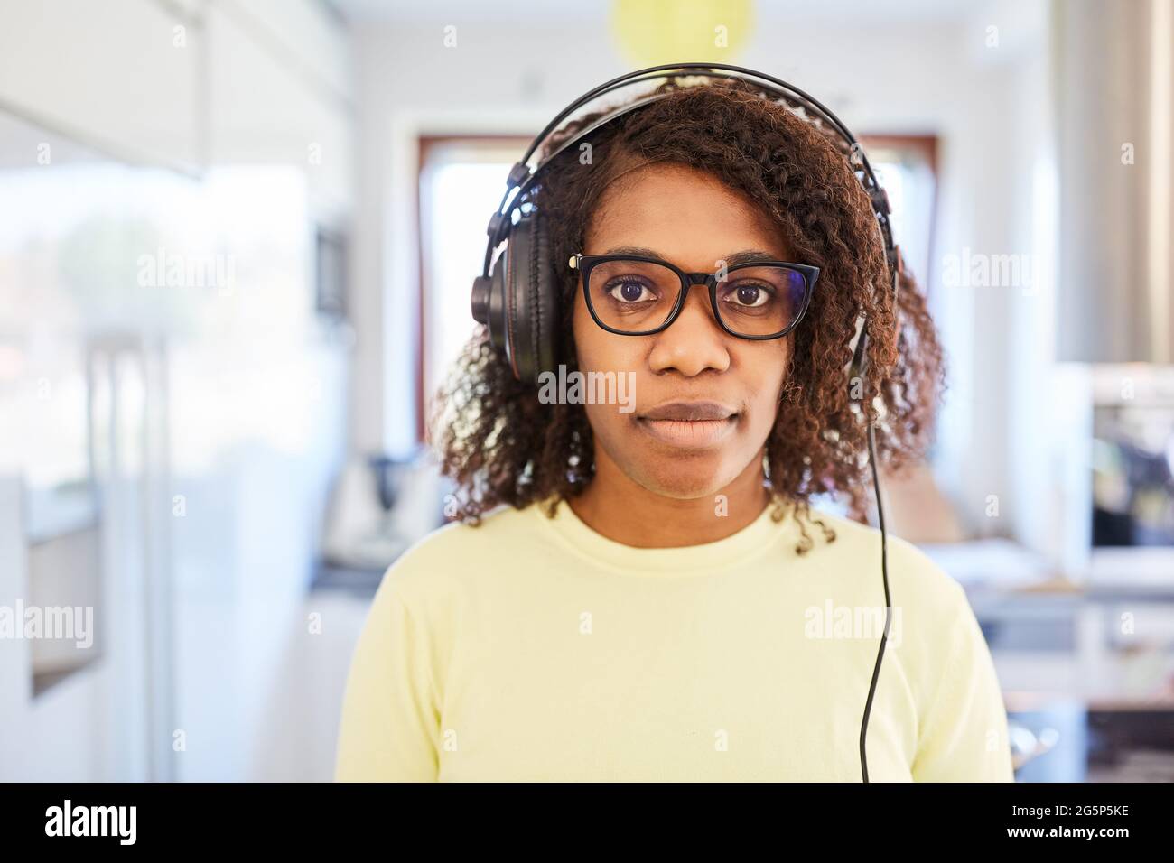 Digital learning employee hi-res stock photography and images - Alamy
