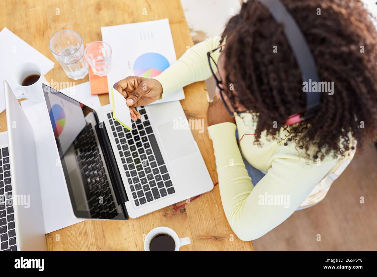 Office idea hi-res stock photography and images - Alamy