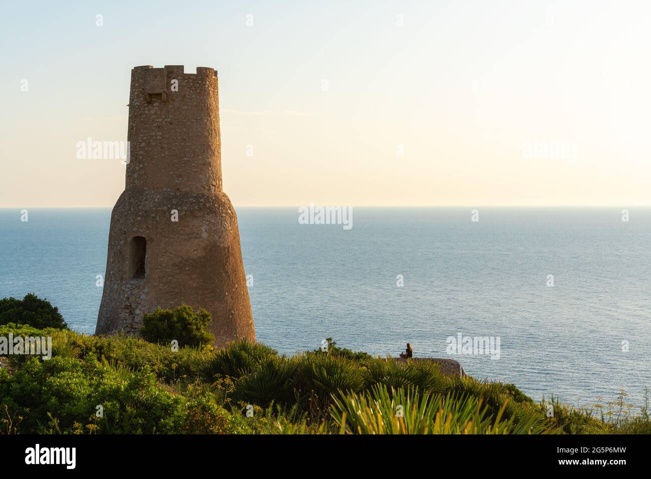 Round stone watchtower sea hi-res stock photography and images - Alamy