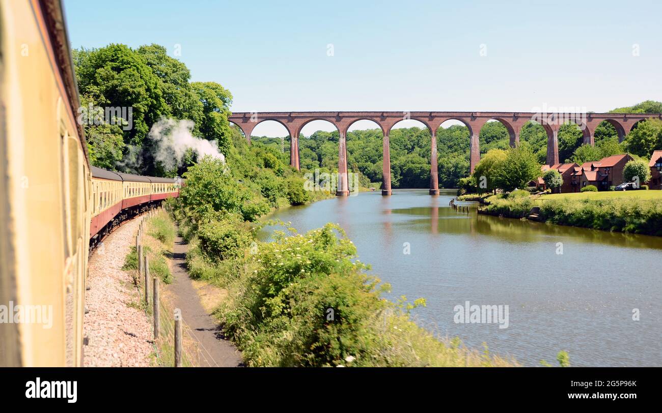 Brick built viaduct hi-res stock photography and images - Alamy
