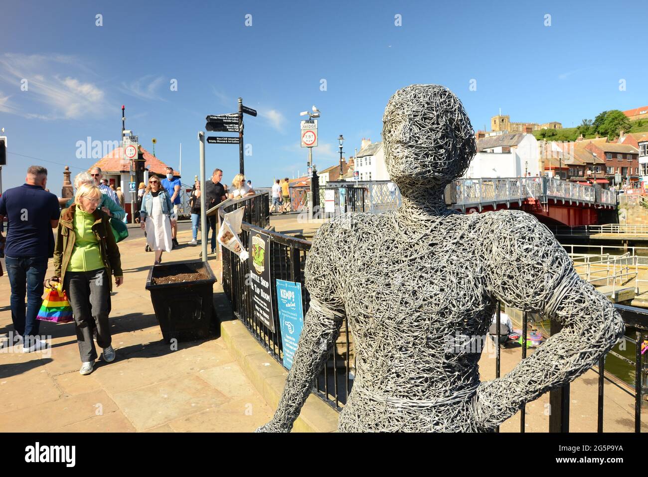 Whitby pedestrian bridge hi-res stock photography and images - Alamy