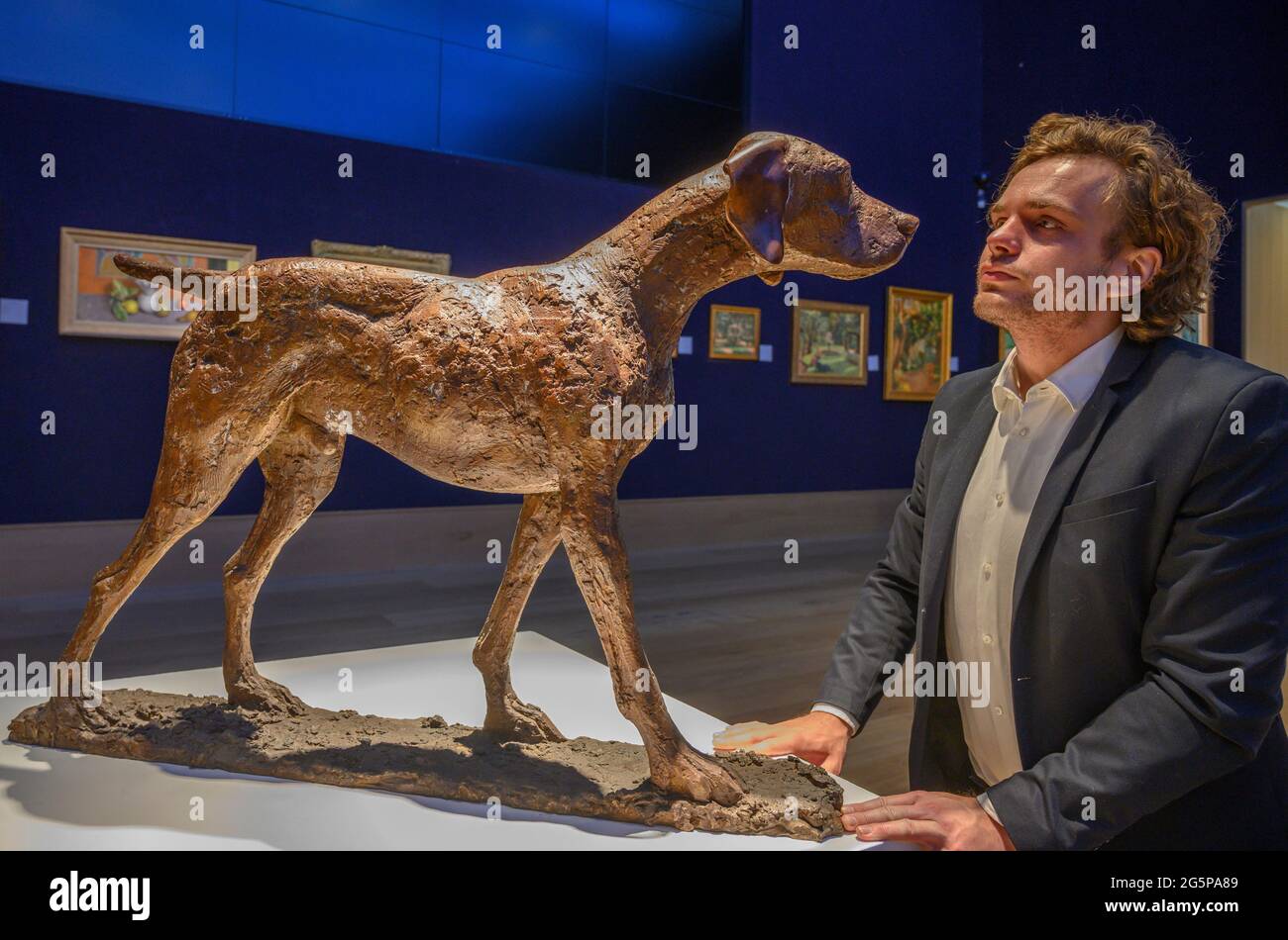 Elizabeth frink exhibition hi-res stock photography and images - Alamy