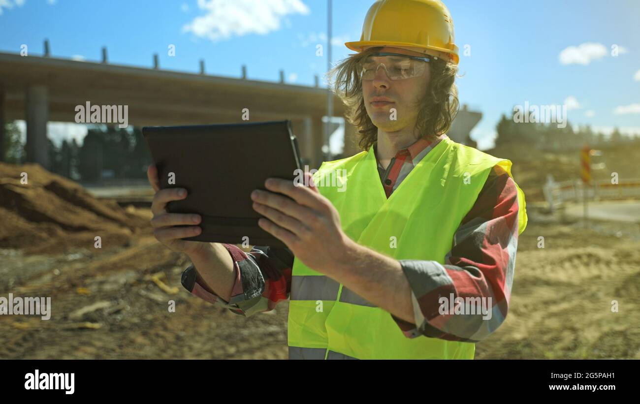 App builder hi-res stock photography and images - Alamy