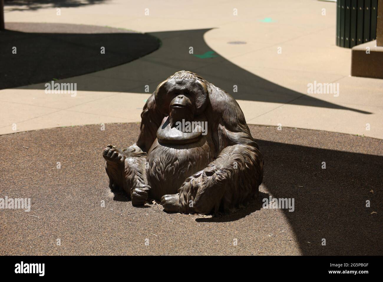 Monkey statue in a zoo in Swope Park Kansas City, MO Stock Photo - Alamy