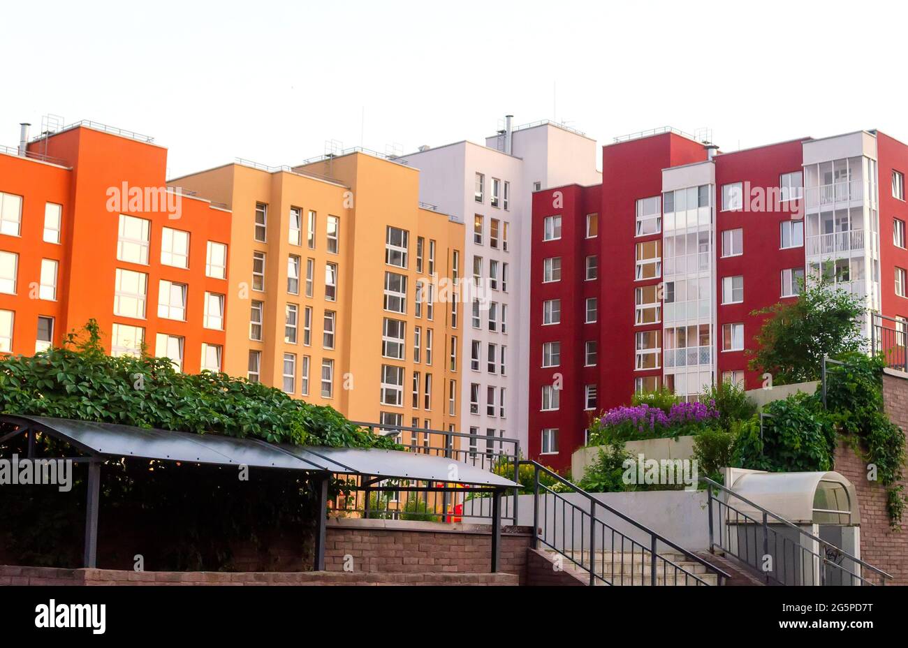 Multi coloured modern housing hi-res stock photography and images - Alamy