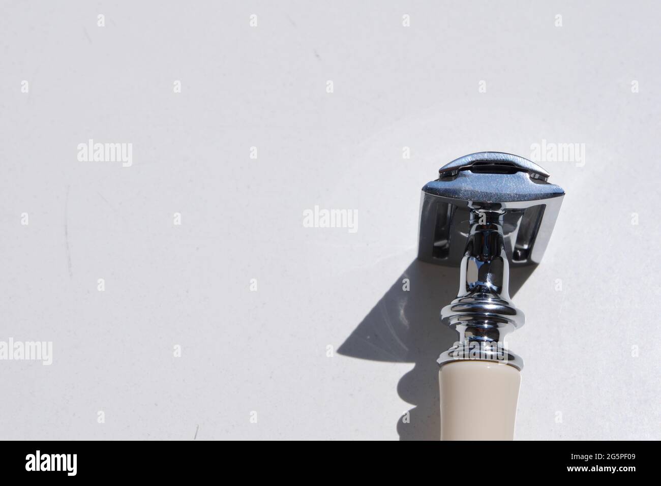 Edwin Jagger Chatsworth Imitation Ivory Double Edge Safety Razor Stock ...