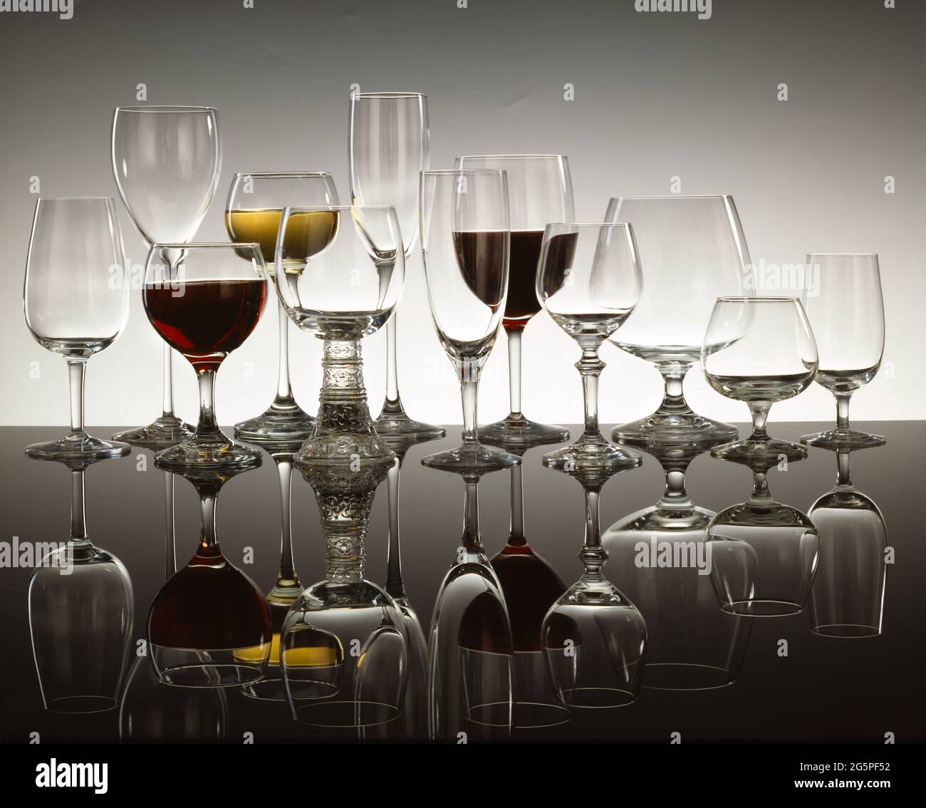 Plexiglass hi-res stock photography and images - Alamy