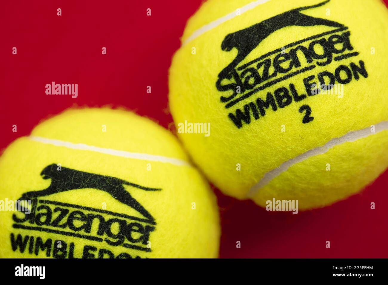 Slazenger logo hi-res stock photography and images - Alamy