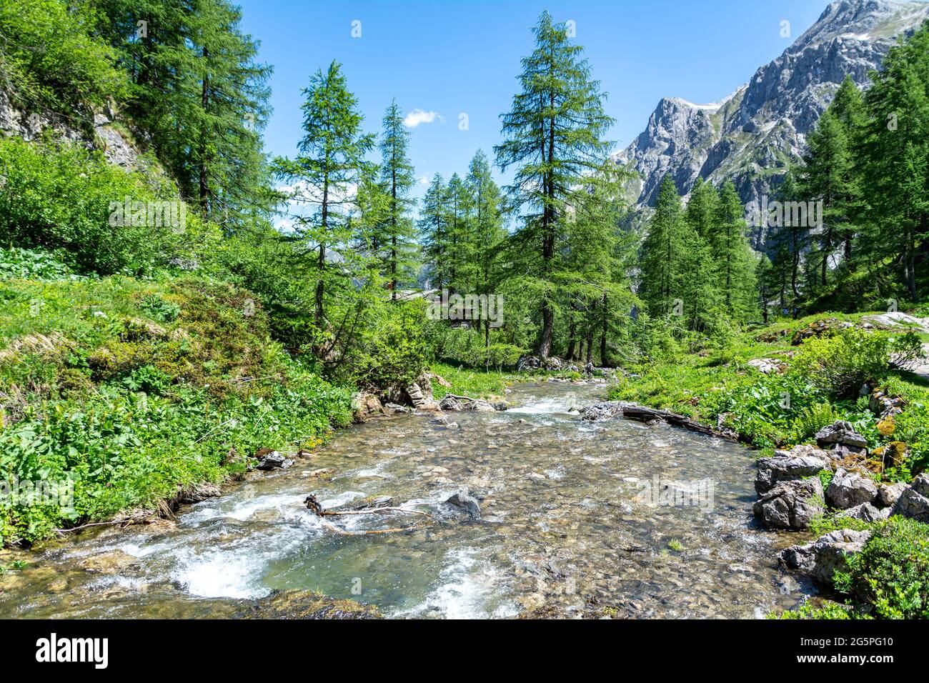 Idyllic valley view hi-res stock photography and images - Alamy
