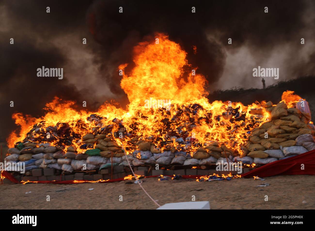 Drug Burning Ceremony Stock Photo - Alamy