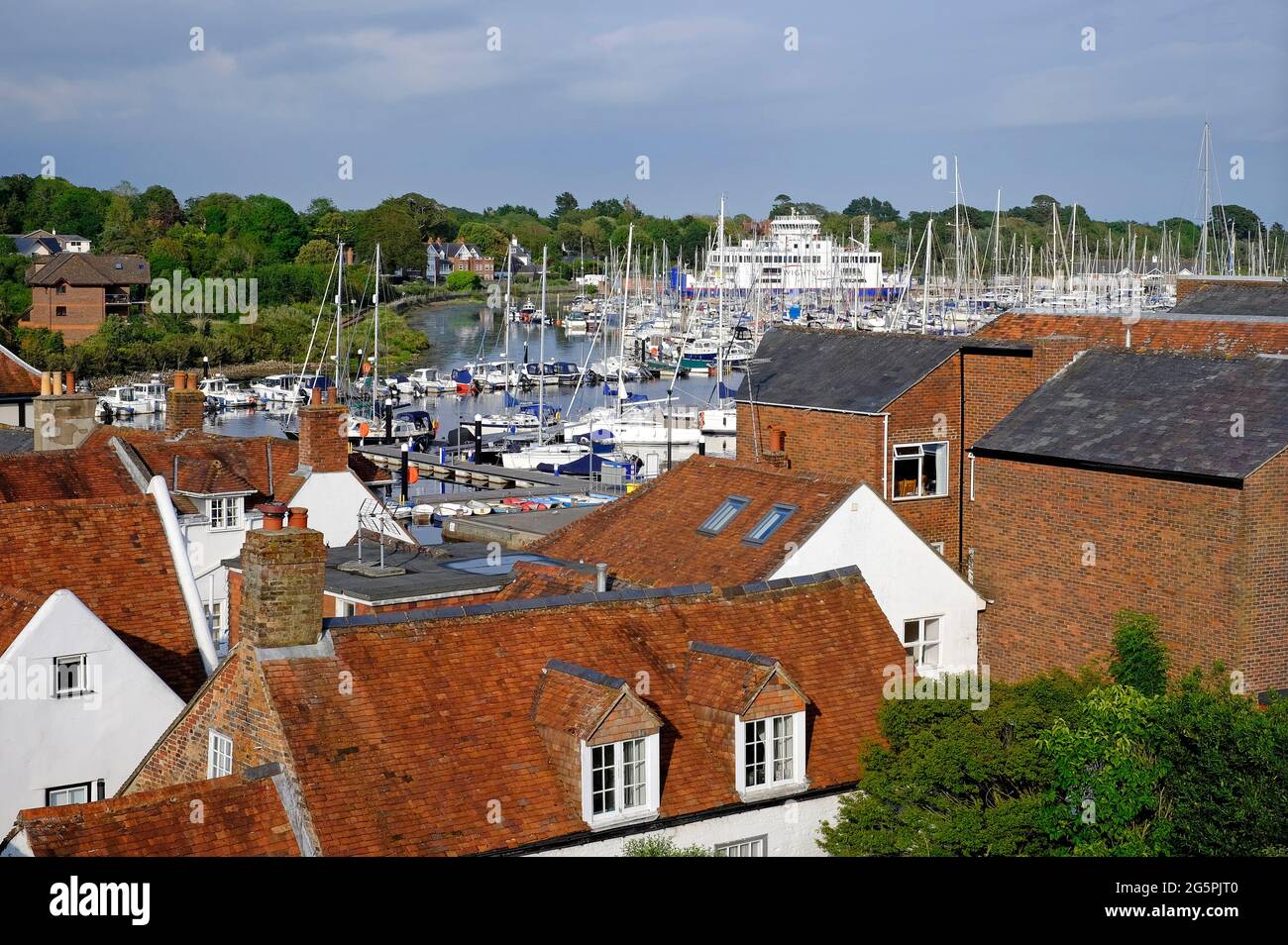 Old lymington hi-res stock photography and images - Alamy