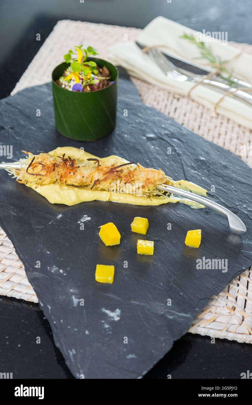 Tasty food; Dish served with starter food that is served before the ...