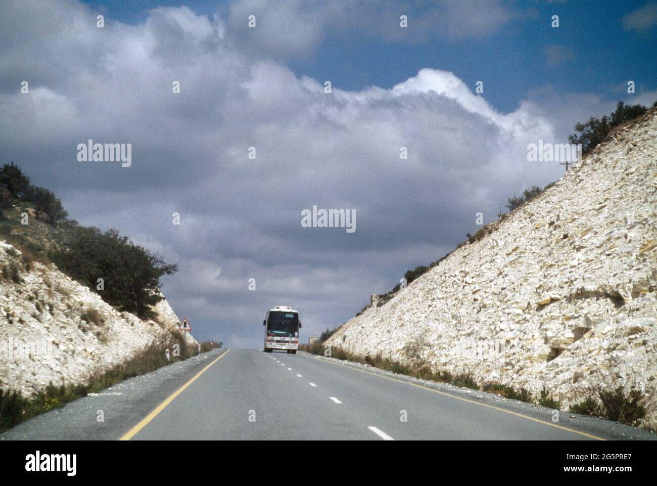 Coach motorway hi-res stock photography and images - Alamy