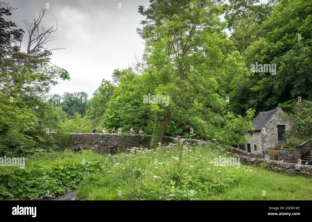 The Viator bridge at Milldale, Peak District, Staffoldshire, England ...