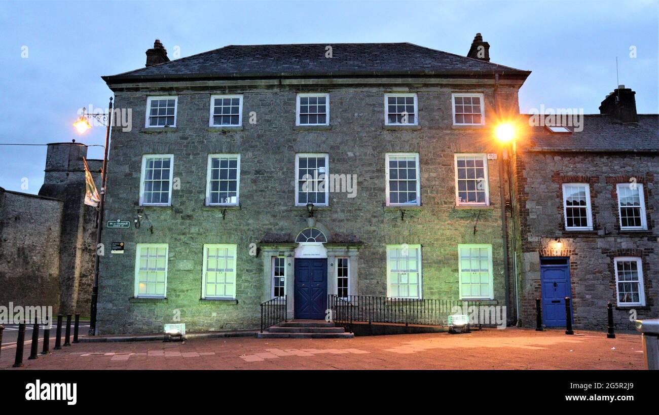 Limerick city river walk hi-res stock photography and images - Alamy