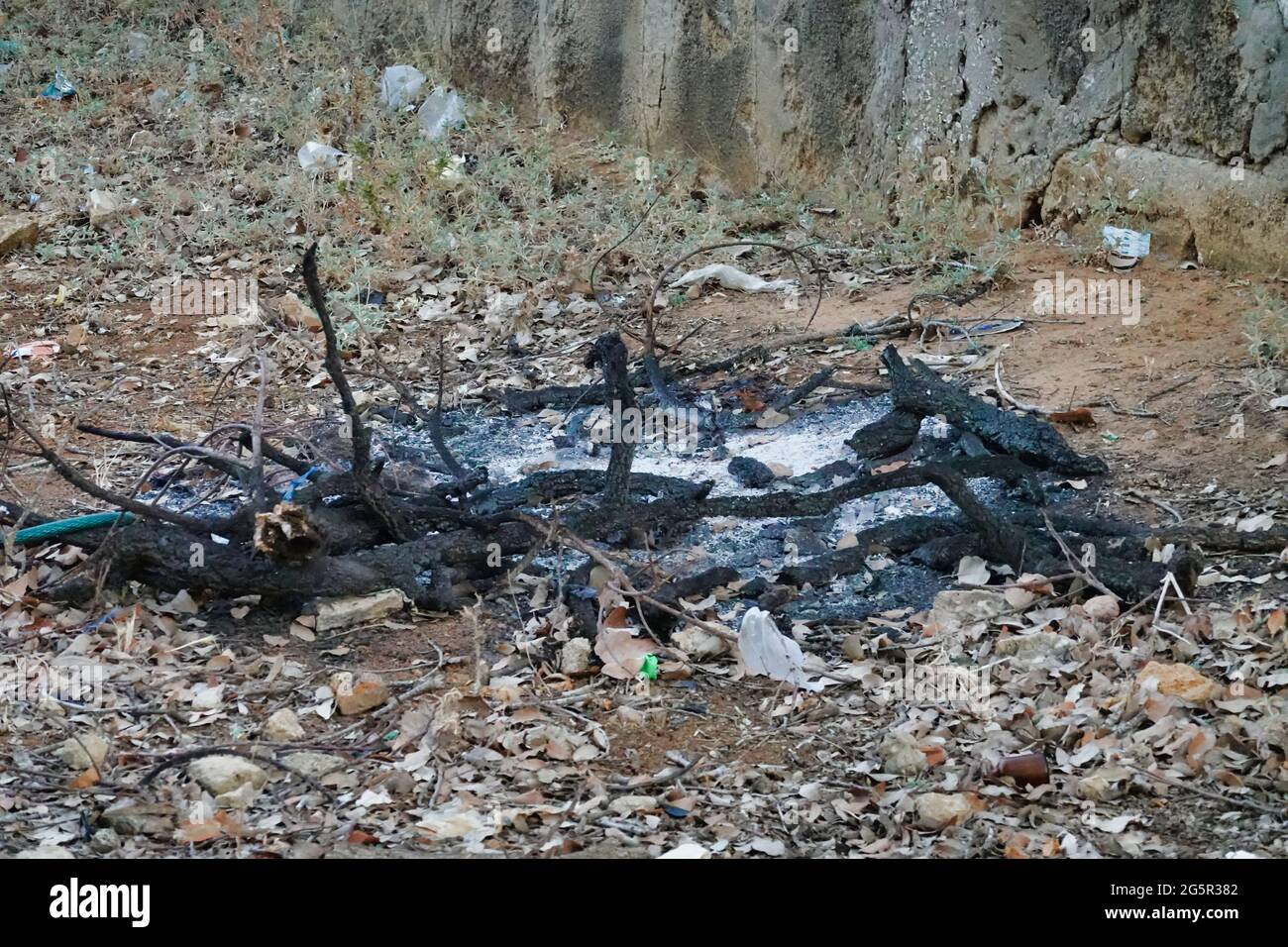 Shot of garbage on the ground Stock Photo - Alamy