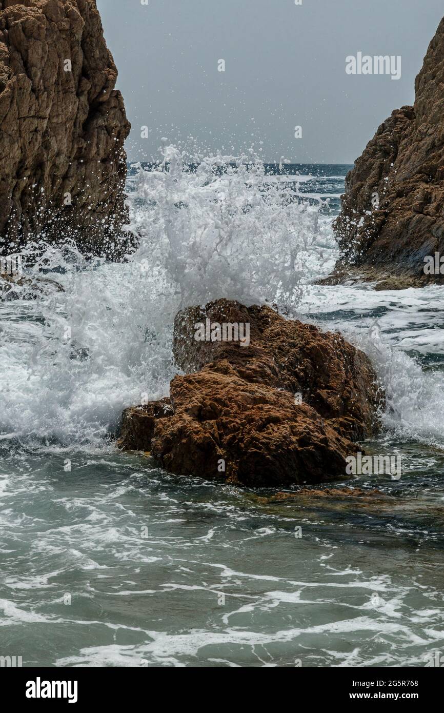water splashing in the rocks Stock Photo - Alamy