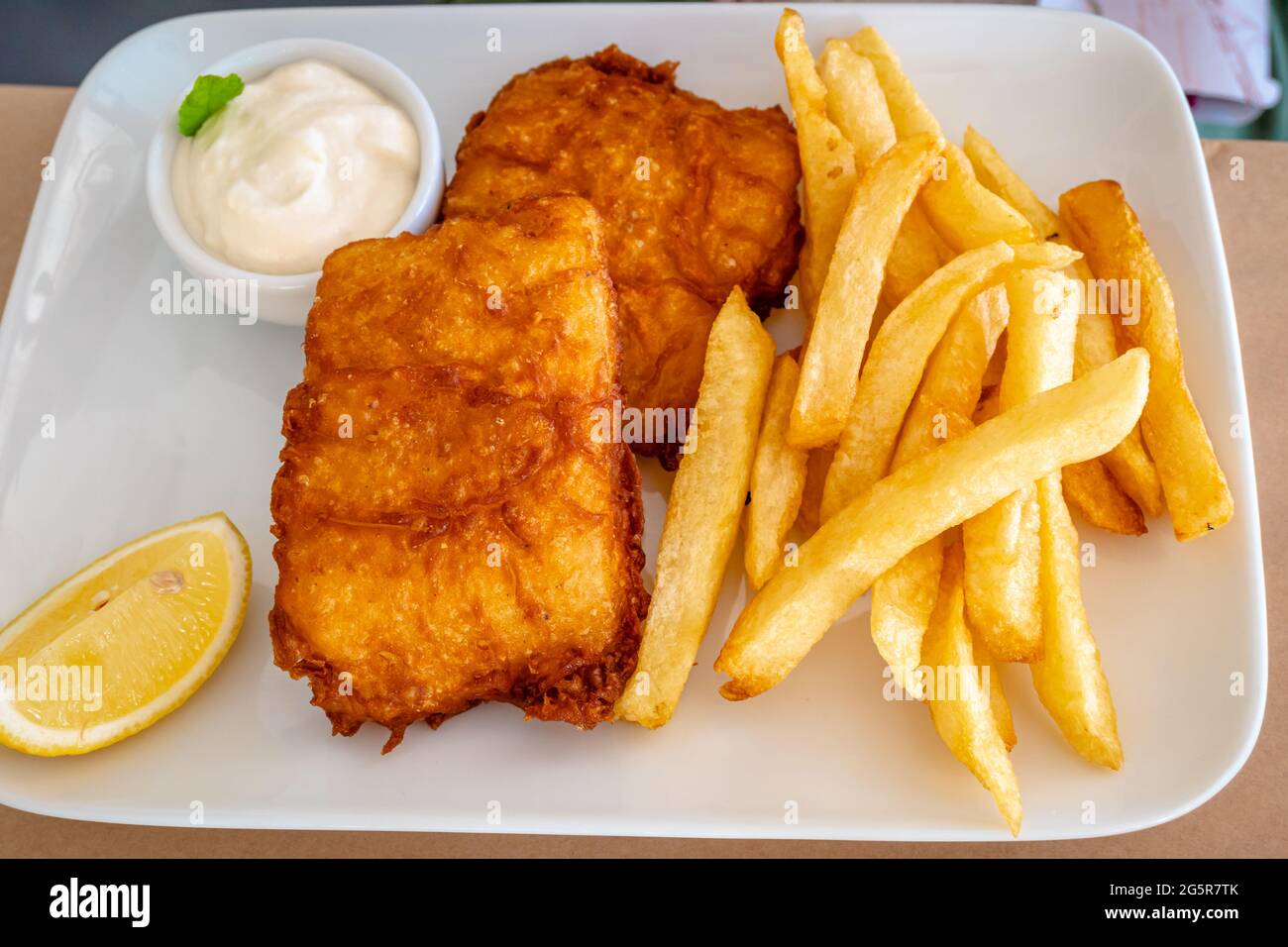 Greek fish tavern hi-res stock photography and images - Alamy