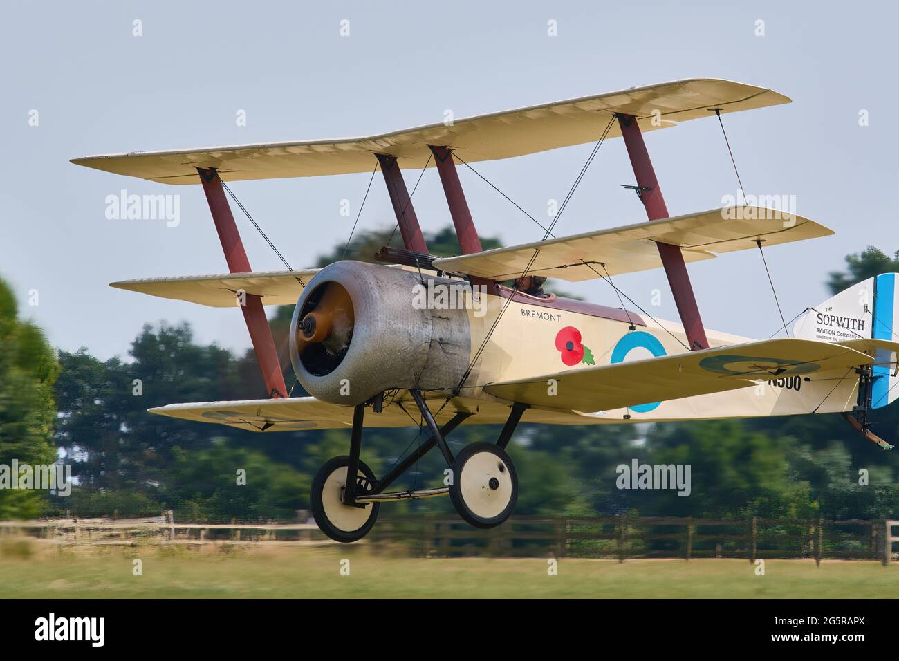Triplane airshows hi-res stock photography and images - Alamy