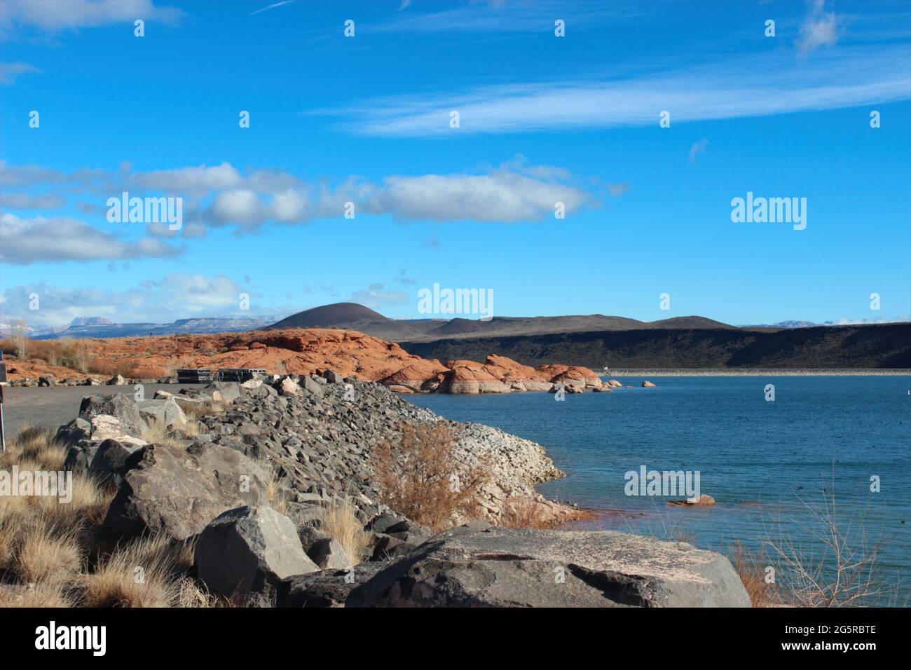 Shore cliff sand marsh hi-res stock photography and images - Alamy