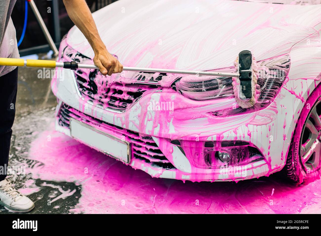 Car Garage With Pink Exterior High Resolution Stock Photography and ...