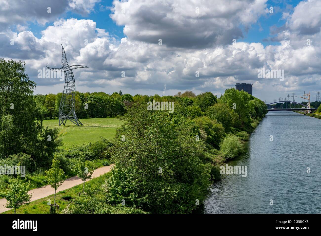 Emscherkunst , artwork Zauberlehrling by the Berlin artist group Inges ...