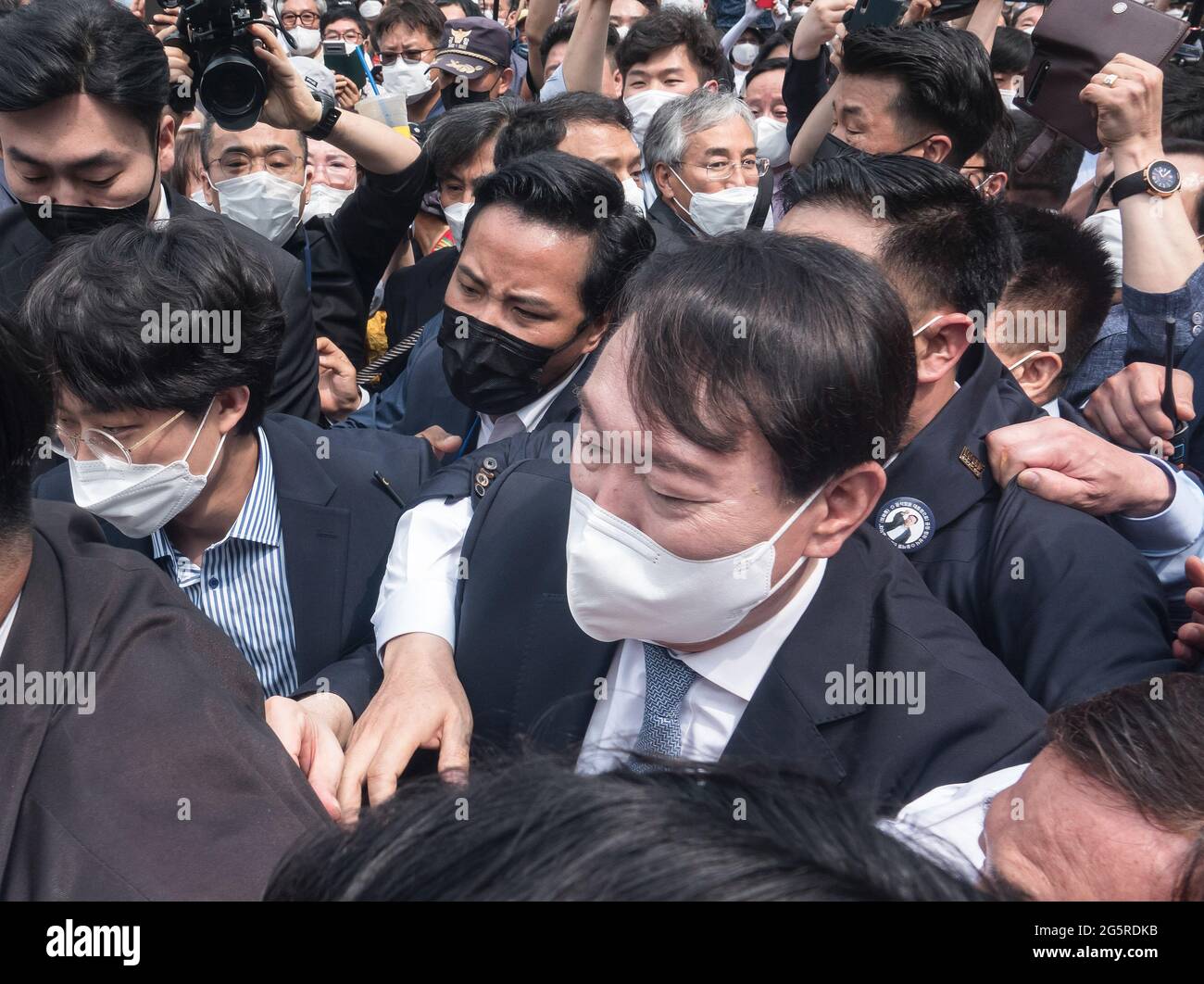 South korea yoon seok youl hi-res stock photography and images - Alamy