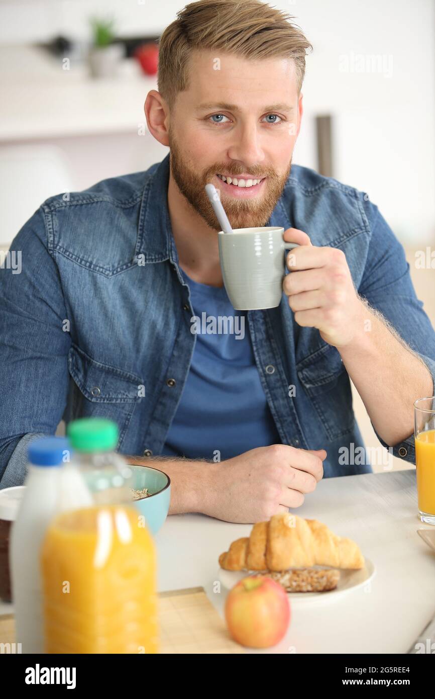 Going to toast hi-res stock photography and images - Alamy