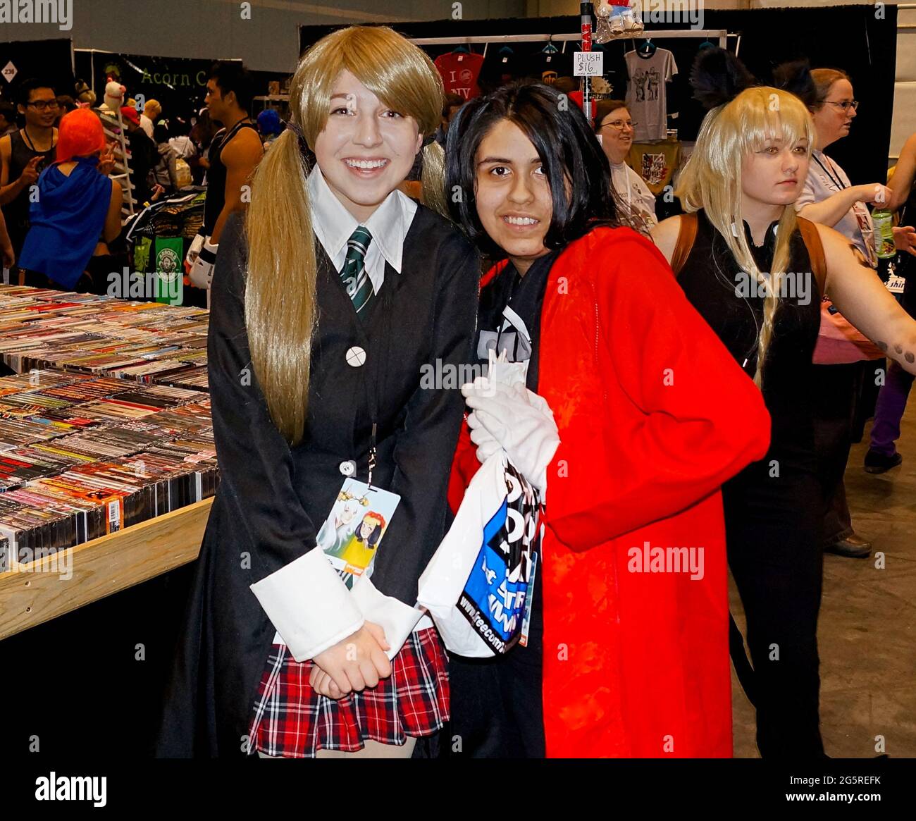 Cosplaying hi-res stock photography and images - Alamy