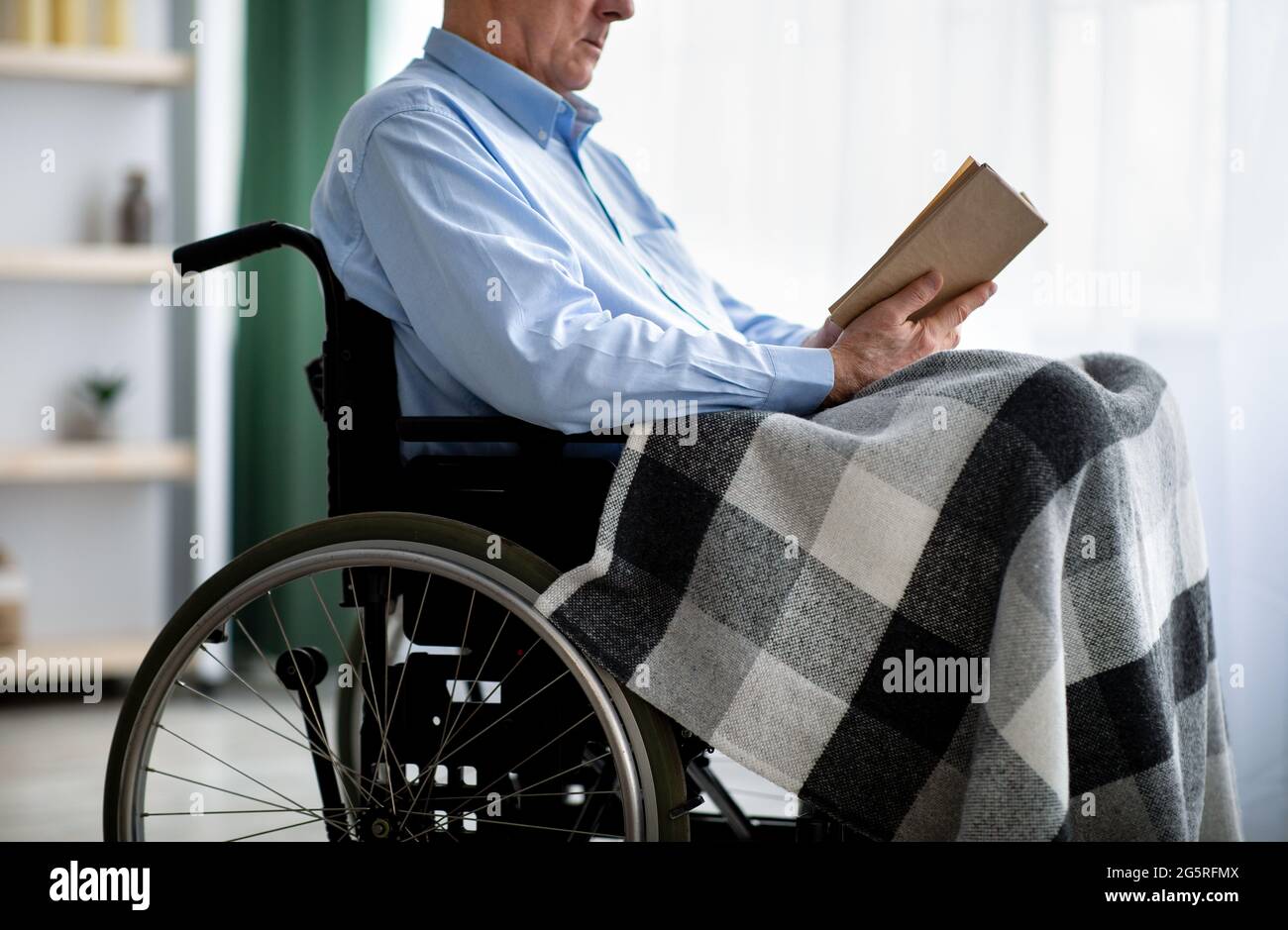 Cropped unrecognizable person in wheelchair hi-res stock photography ...
