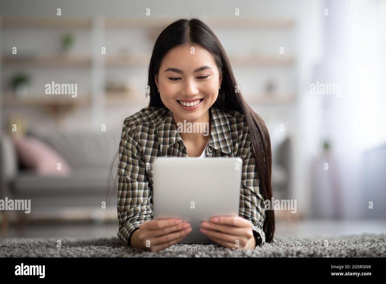 Chinese woman laying on floor hi-res stock photography and images - Alamy