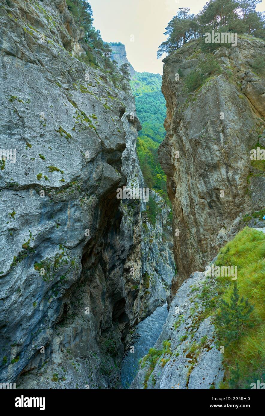 Emerald alpine river water hi-res stock photography and images - Alamy