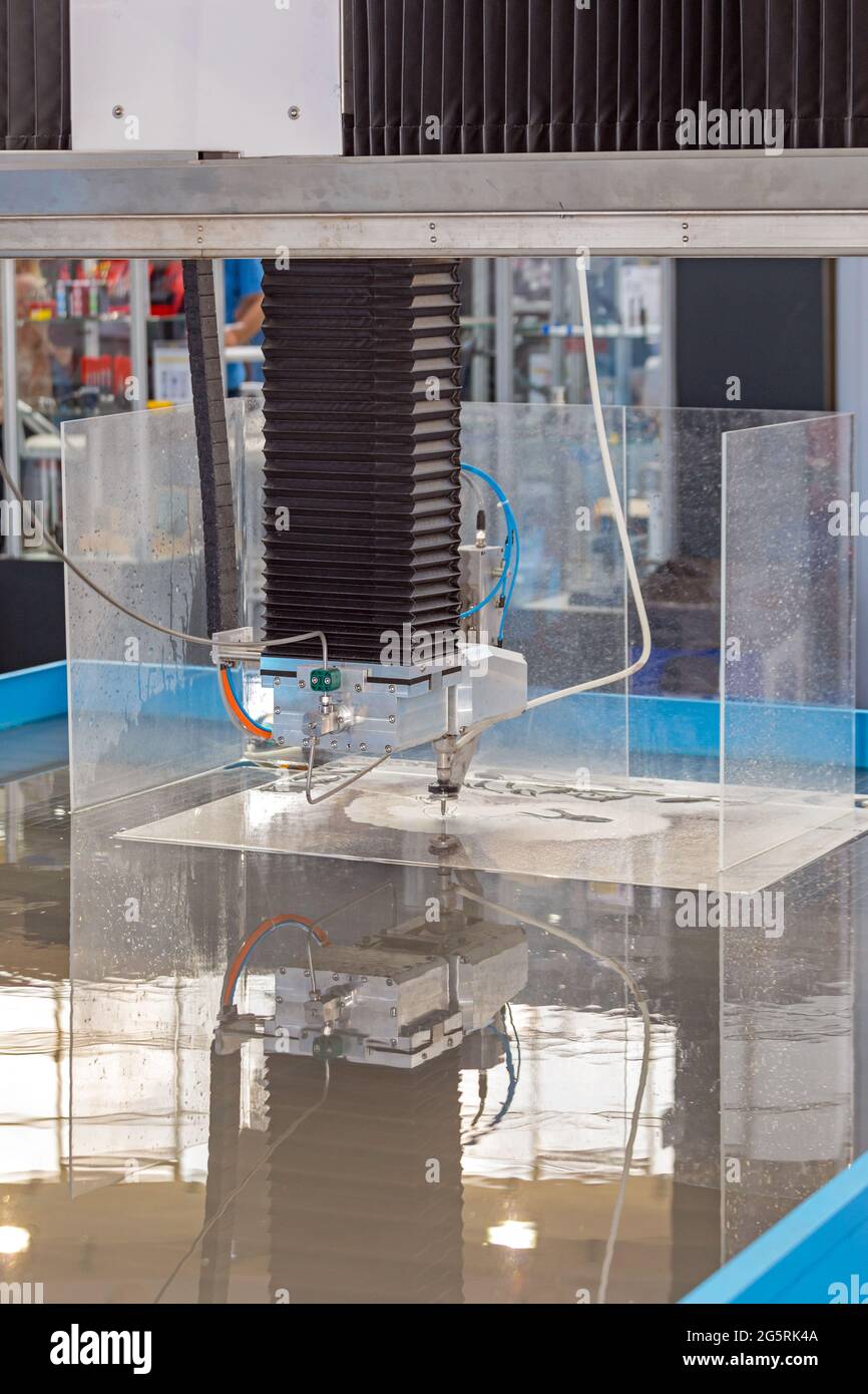 Water jet cutting machine hi-res stock photography and images - Alamy
