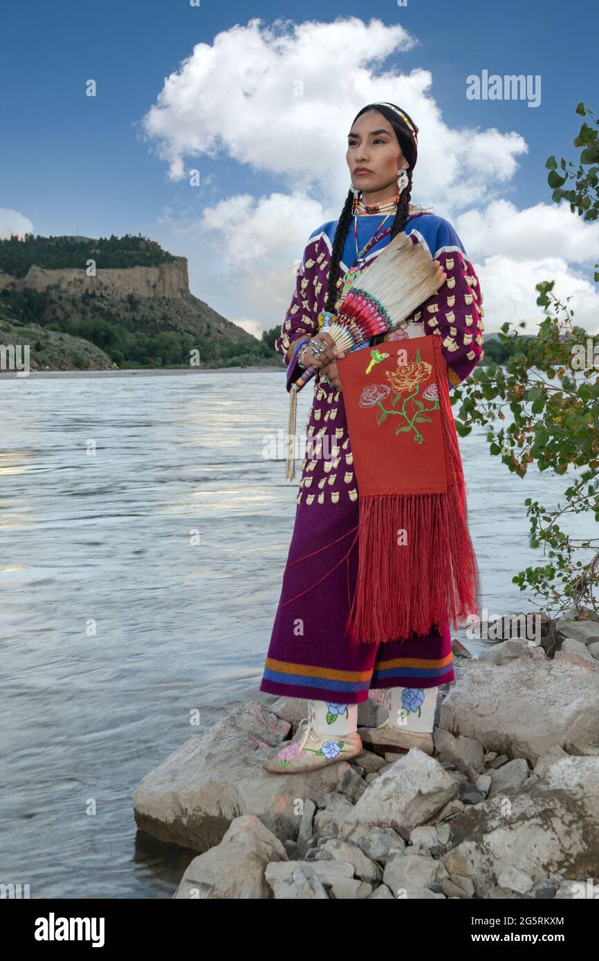 Lakisha flores hi-res stock photography and images - Alamy