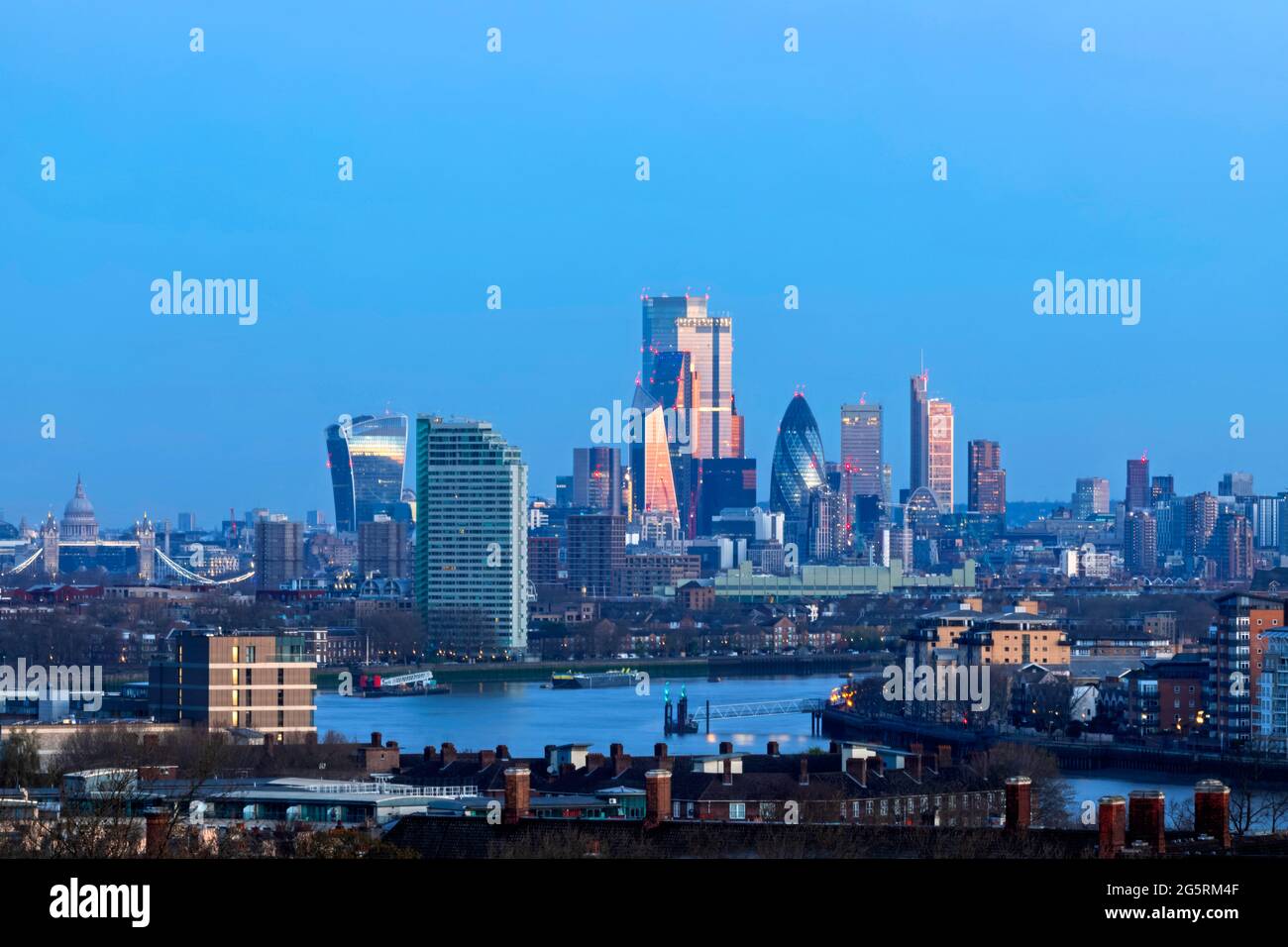 Greenwich london skyline hi-res stock photography and images - Alamy