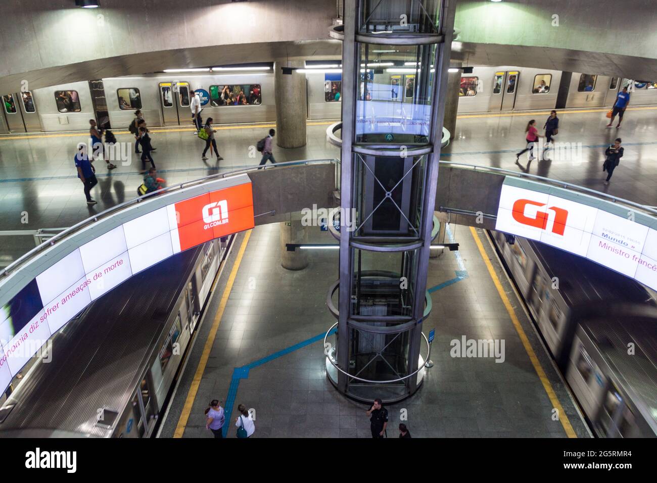Brazil metro subway hi-res stock photography and images - Alamy
