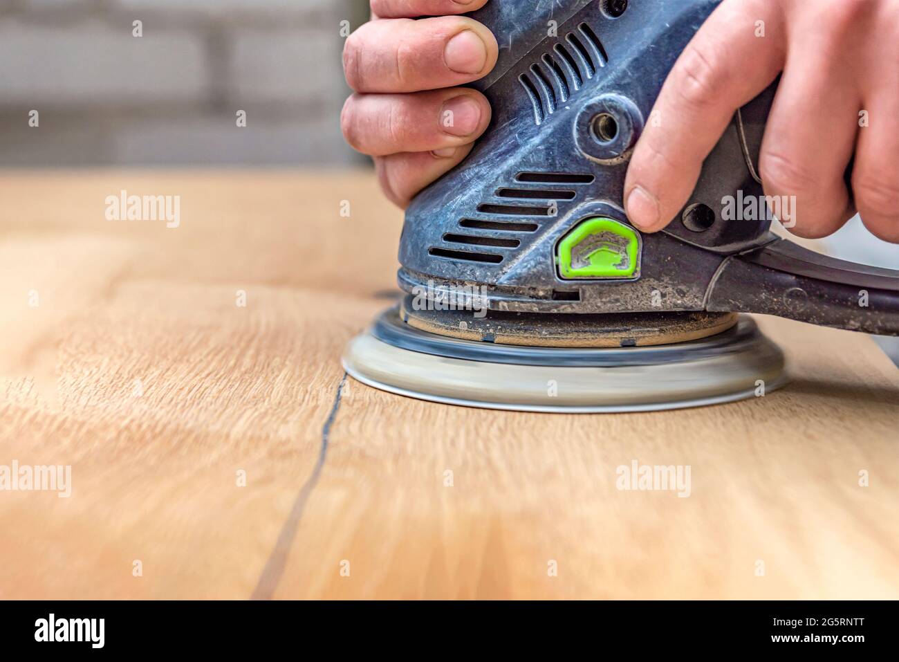 Orbital workshop hi-res stock photography and images - Alamy