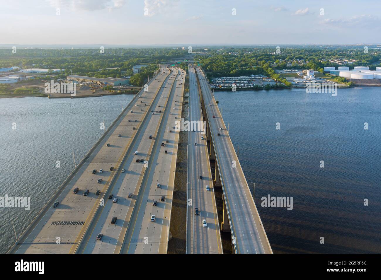 High-speed highway, with traffic road, the Alfred E. Driscoll Bridge ...