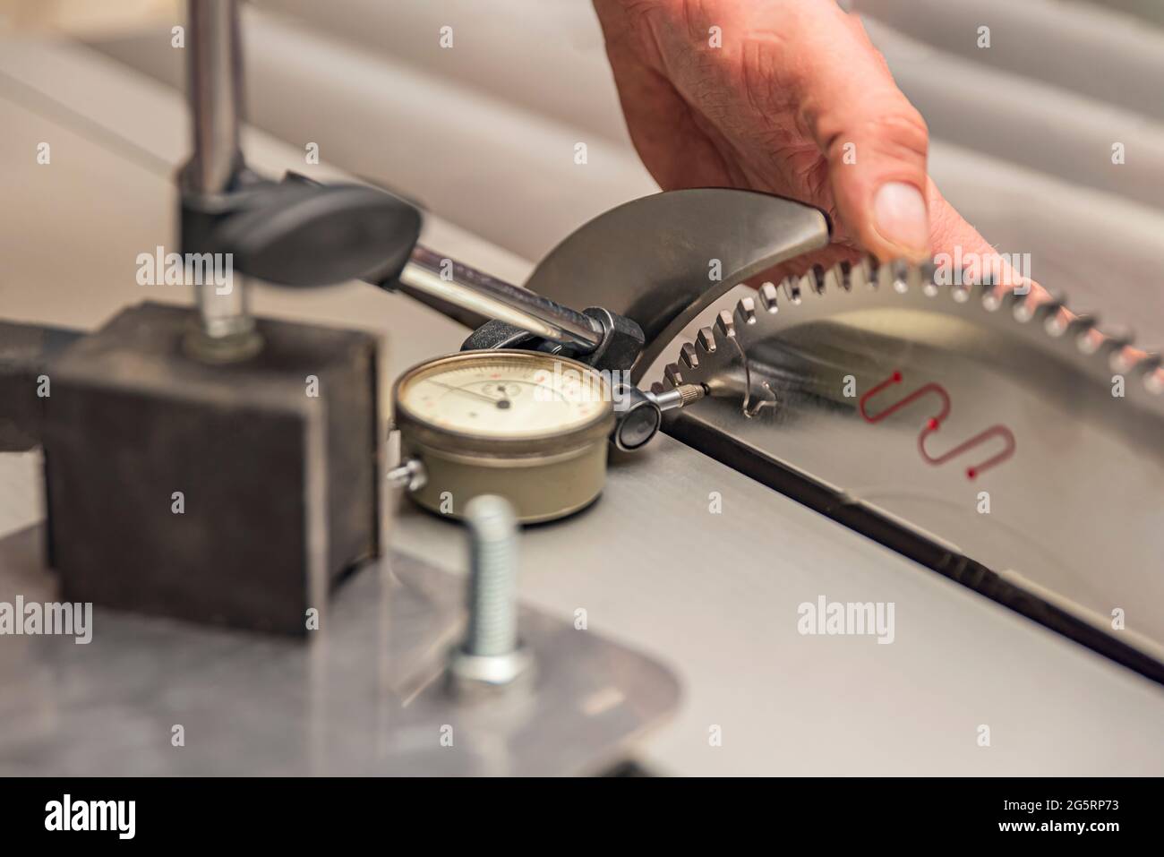 Dial indicator with magnetic base. Shaft vibration measurement, setting ...