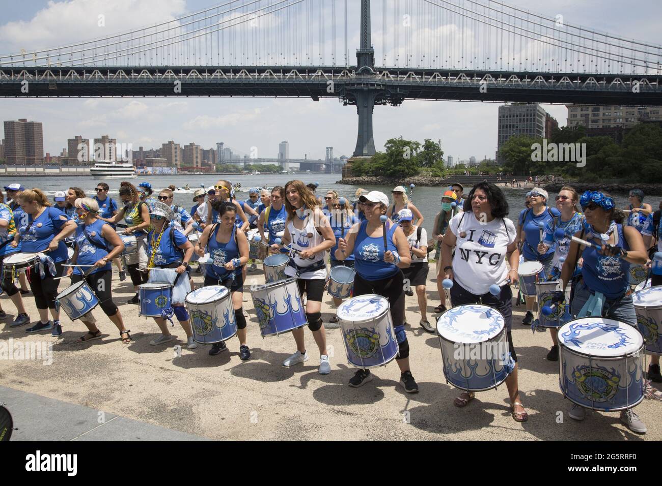 Fogo Azul: All-Women Samba Drum Line. New York's premier women's ...