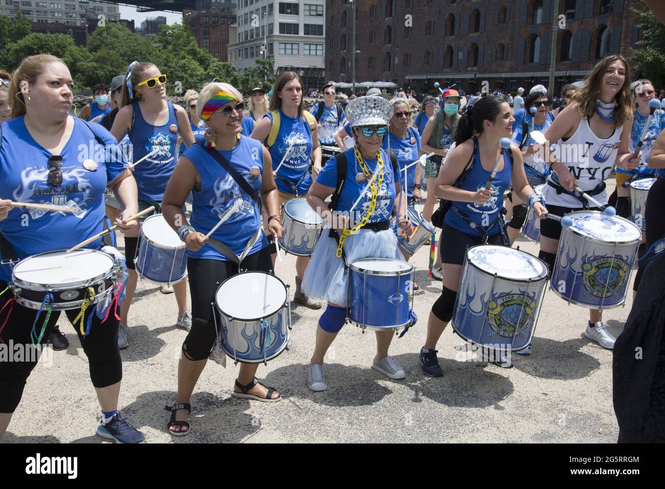 Fogo Azul: All-Women Samba Drum Line. New York's premier women's ...