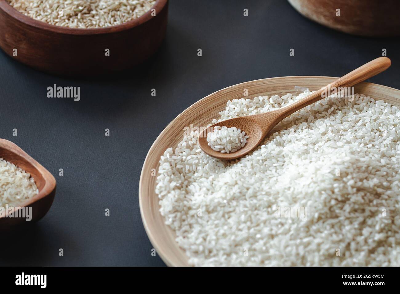 Wholegrain rice white hi-res stock photography and images - Alamy