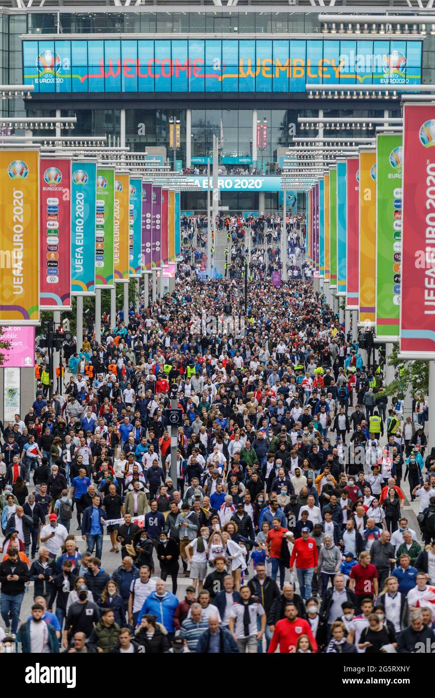 Wembley Stadium, Wembley Park, UK. 29th June 2021. Crowds of Football ...