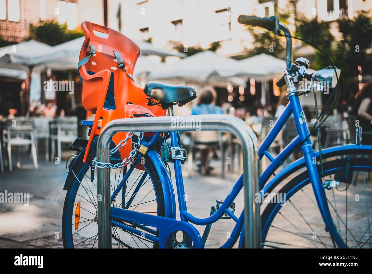Baby blue bike hi-res stock photography and images - Alamy