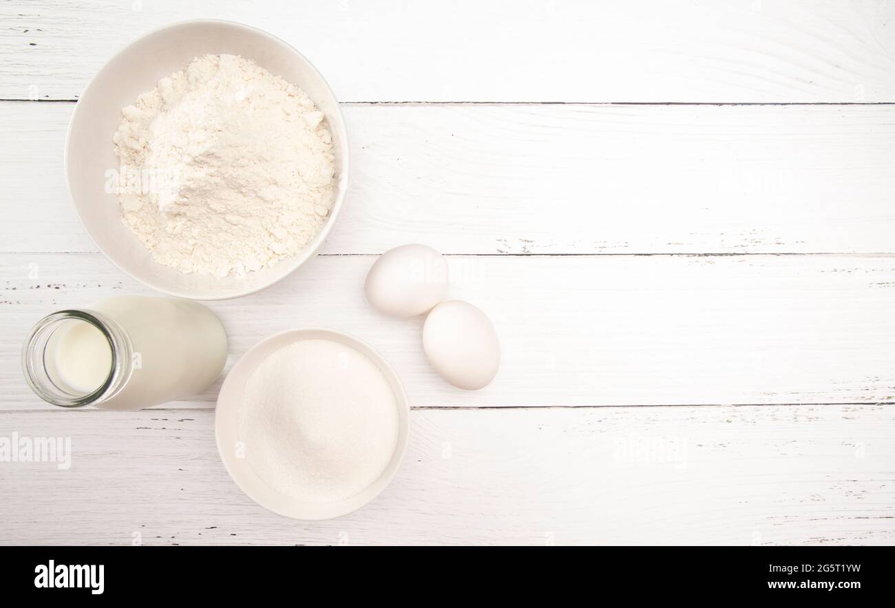 Baking Background on a White Wood Table Stock Photo - Alamy